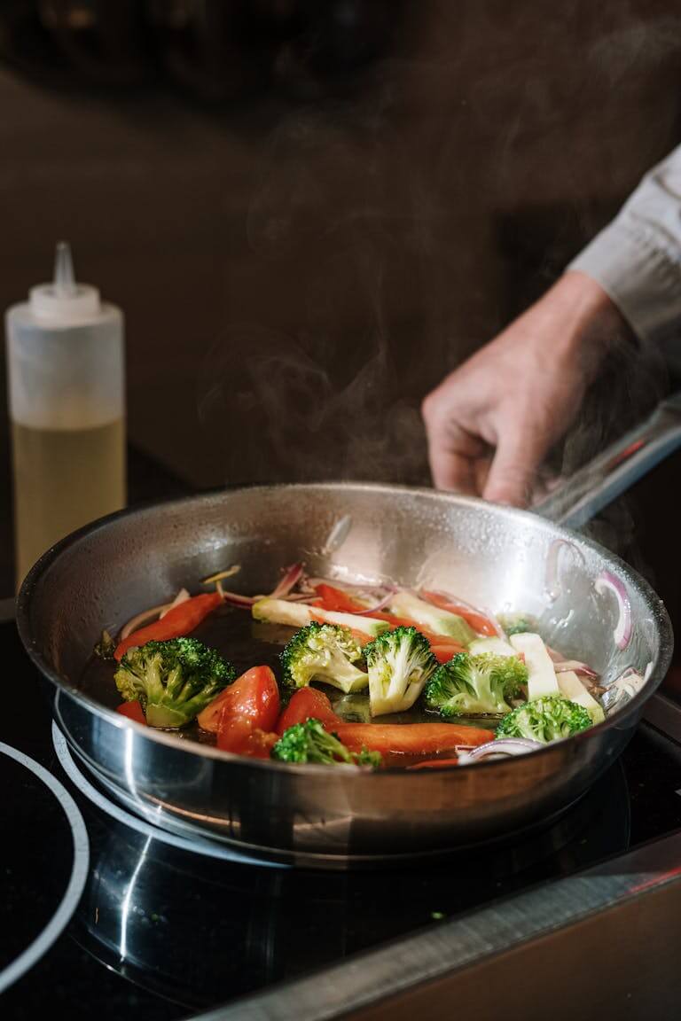 The Healthiest Material For Cookware| Your Guide To The Best Materials ...